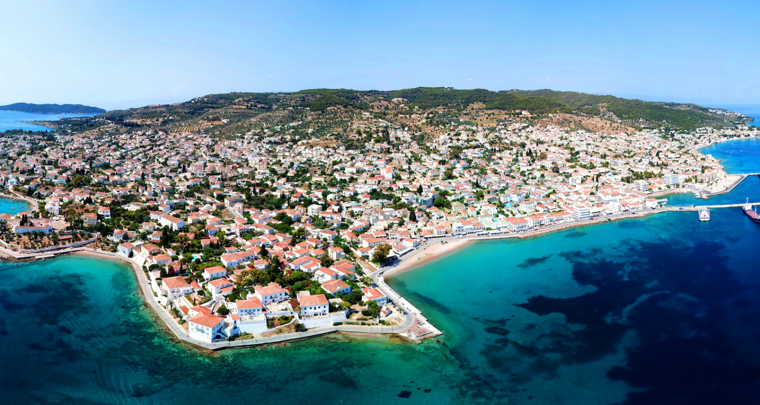 Spetses Greece Holidays | Spetses island Greece | Holiday World Greece